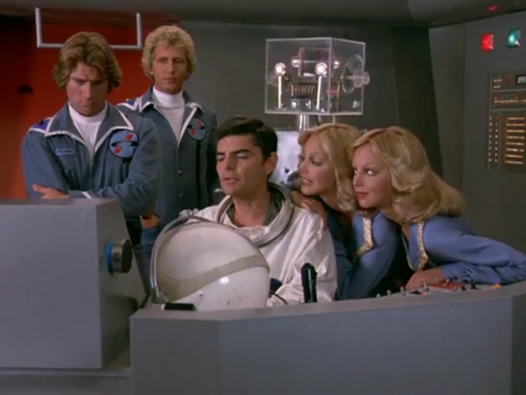 A Subjectively Obscure SciFi Primer: Quark – RetroPhaseShift ...